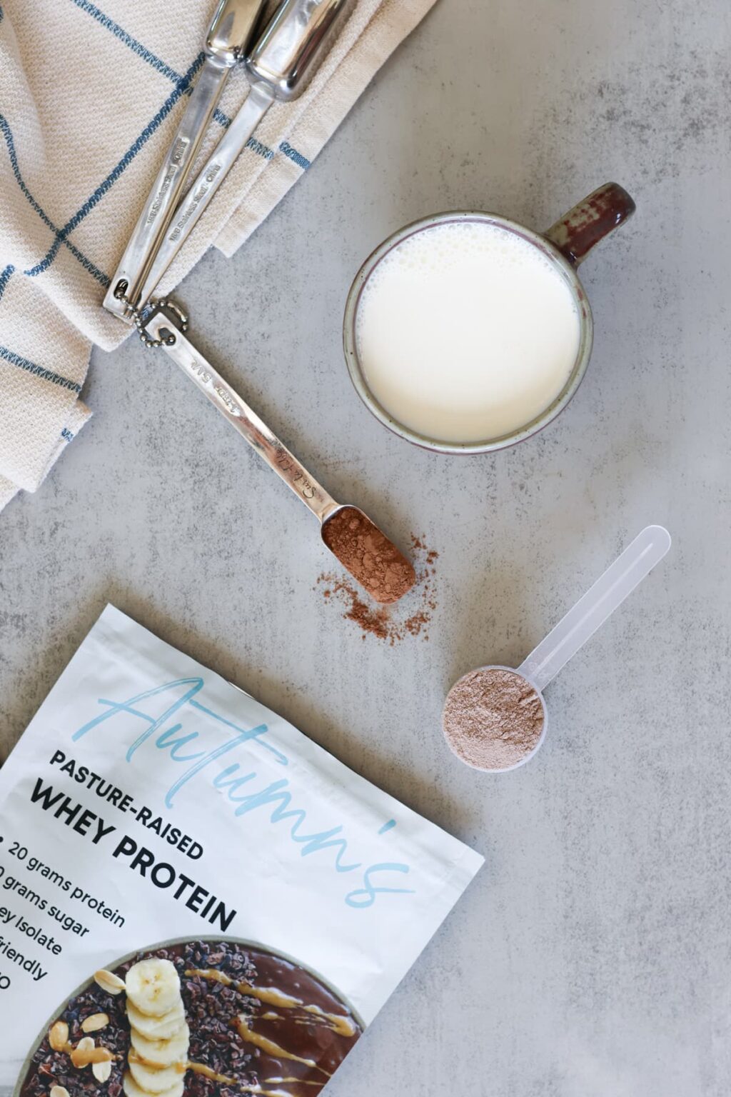 Healthy Protein Hot Chocolate Recipe - Autumn Elle Nutrition